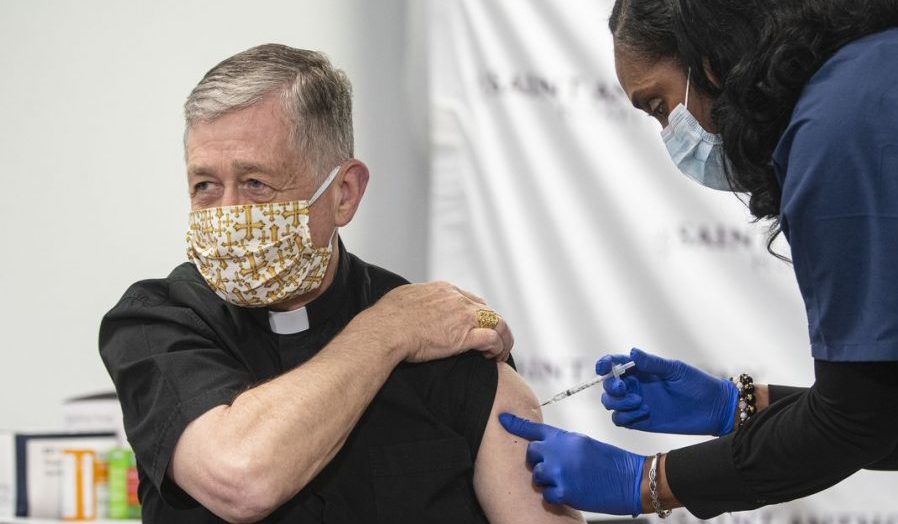 Kardinal Cupich naložio svim svećenicima i zaposlenicima Crkve u Chicagu cijepljenje protiv ...
